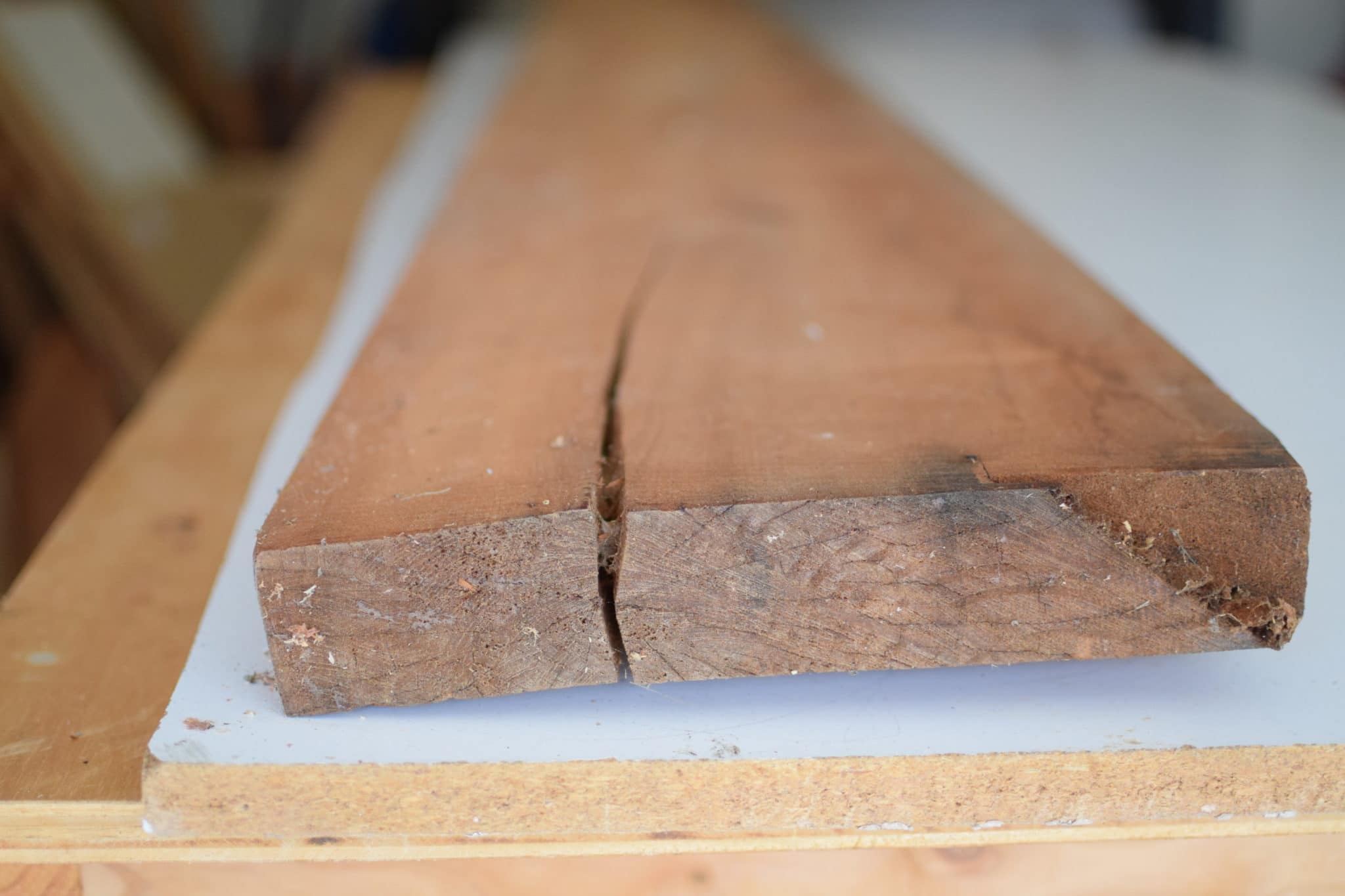 How to Make a Vintage-Looking Wooden Riser: 4 Steps