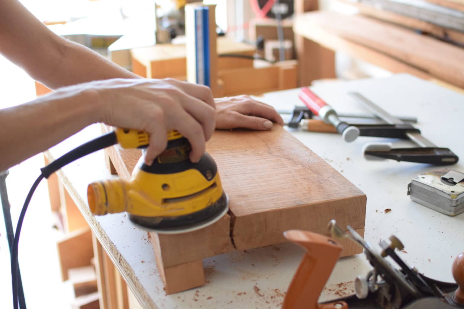 How to Make a Vintage-Looking Wooden Riser: 4 Steps