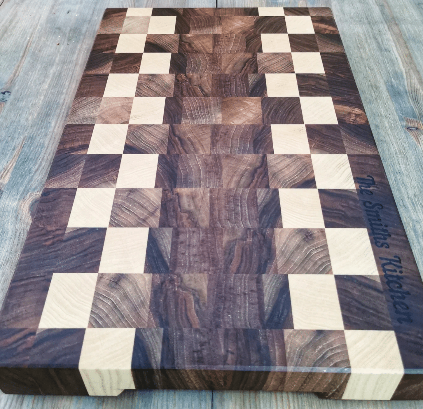 Edge Grain vs End Grain Cutting Boards: A Simple Guide